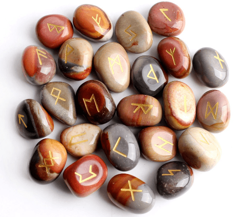 Руни за гадаене от естествен камък - 25 брояс тълкование на символите ...